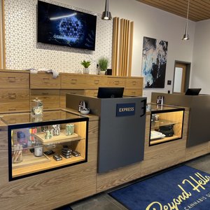 BEYOND HELLO - FAIRFAX - 10521 Fairfax Blvd, Fairfax, Virginia, États ...