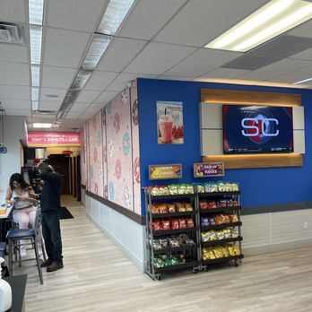 TONYS DONUTS - Updated November 2024 - 52 Photos & 31 Reviews - 11525 ...