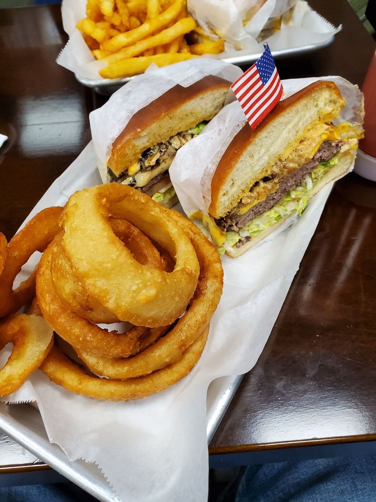 BURGER AUTHORITY - 109 Photos & 75 Reviews - 3476 Main St, Buffalo, New ...