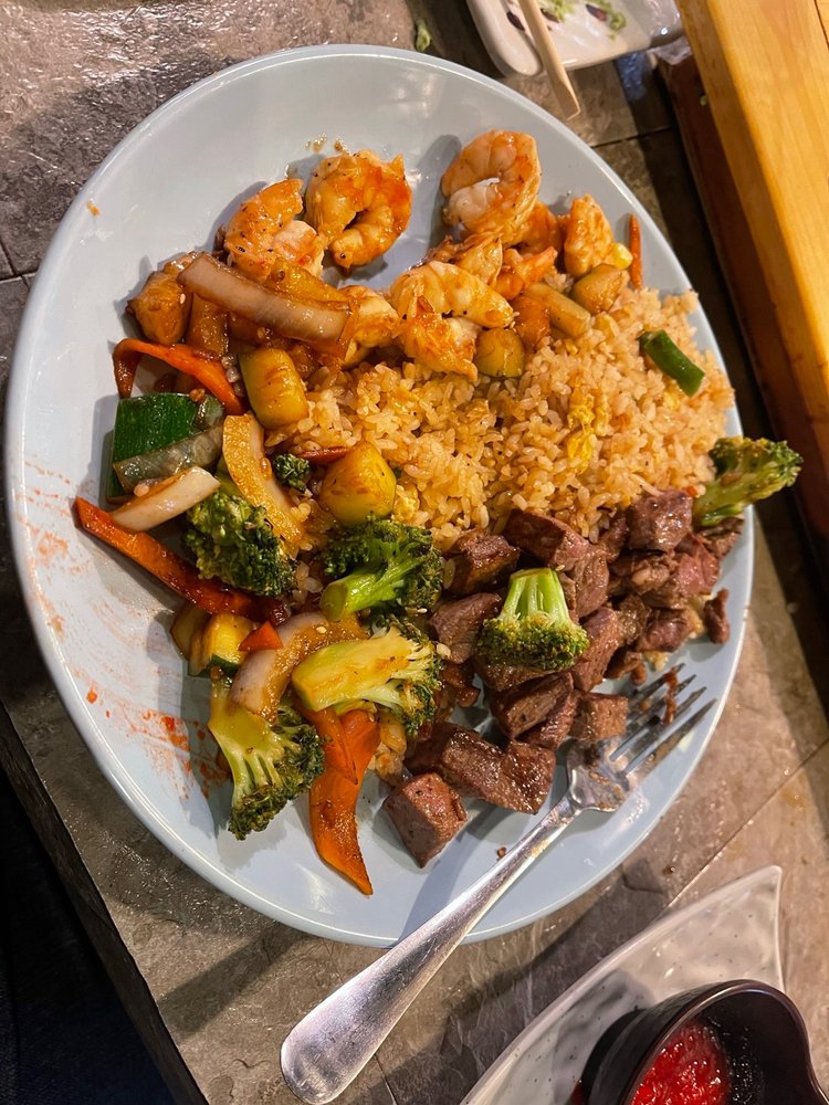 SAMURAI GRILL & SUSHI BAR - 143 Photos & 108 Reviews - 9500 Montgomery ...