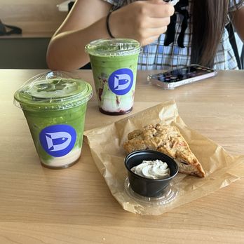 MINNOW - Updated October 2025 - 211 Photos & 57 Reviews - 4501 N 32nd ...