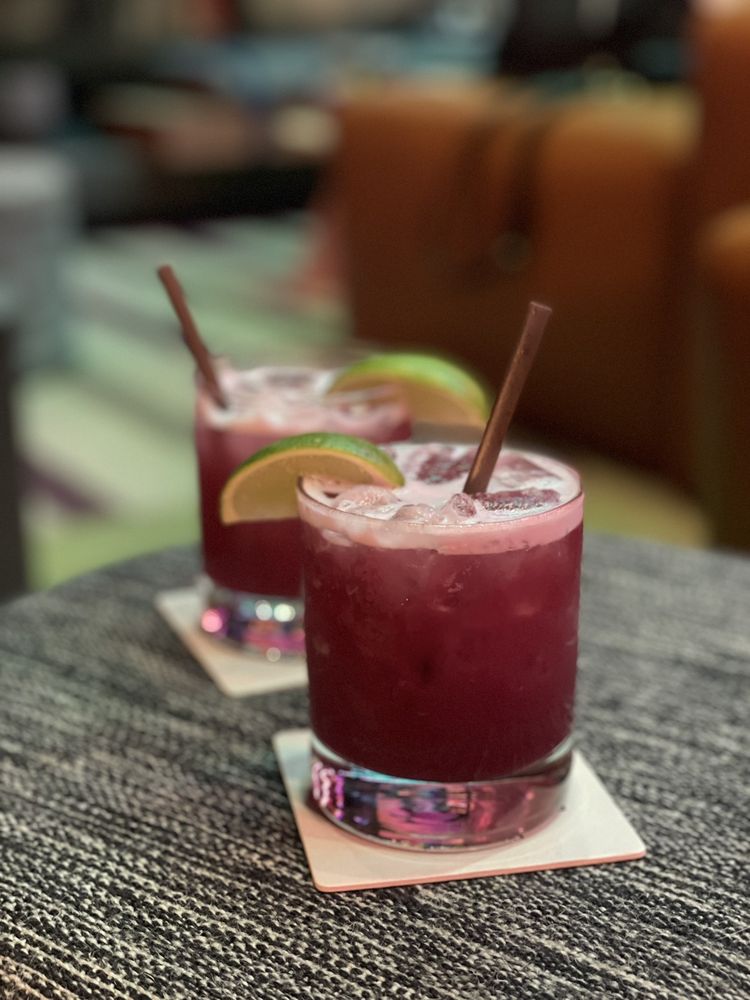 MOXY PORTLAND DOWNTOWN - Updated August 2024 - 287 Photos & 112 Reviews ...