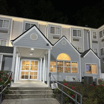 MICROTEL INN & SUITES BY WYNDHAM ATLANTA/BUCKHEAD AREA - Updated ...