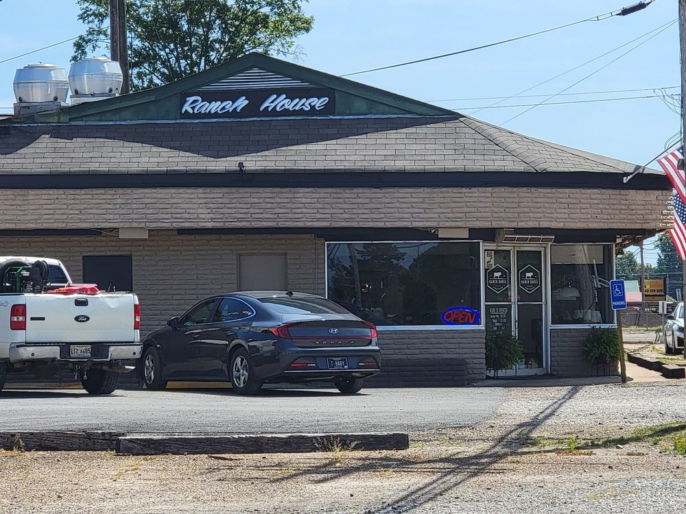 THE RANCH HOUSE - Updated August 2024 - 807 Alabama St, Columbus ...