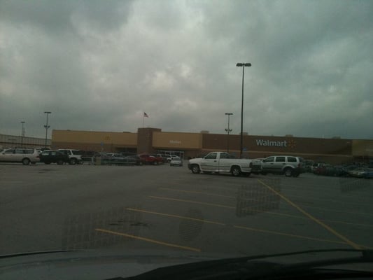 WALMART SUPERCENTER - Department Stores - 2004 S Pleasant St ...