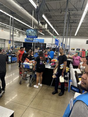 WALMART - Updated May 2026 - 28 Photos & 49 Reviews - 117 Wilton Blvd ...