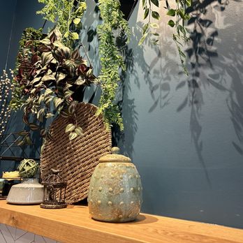 LITTLE FINCH - Updated September 2025 - 261 Photos & 122 Reviews - 1490 ...