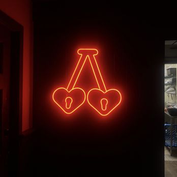 POISON HEART - Updated August 2025 - 36 Photos & 13 Reviews - 931 ...