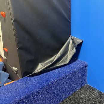 SKY ZONE TRAMPOLINE PARK - Updated October 2025 - 55 Photos & 42 ...