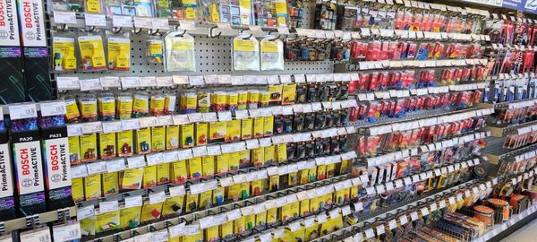 AUTOZONE AUTO PARTS - Updated April 2026 - 26 Photos - 3722 W Nob Hill ...