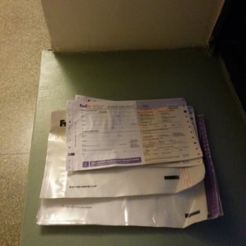 FEDEX OFFICE PRINT & SHIP CENTER - Updated October 2025 - 13 Photos ...