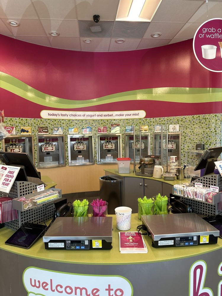 MENCHIE’S - Updated September 2025 - 360 W 2650 N, Pleasant View, Utah ...
