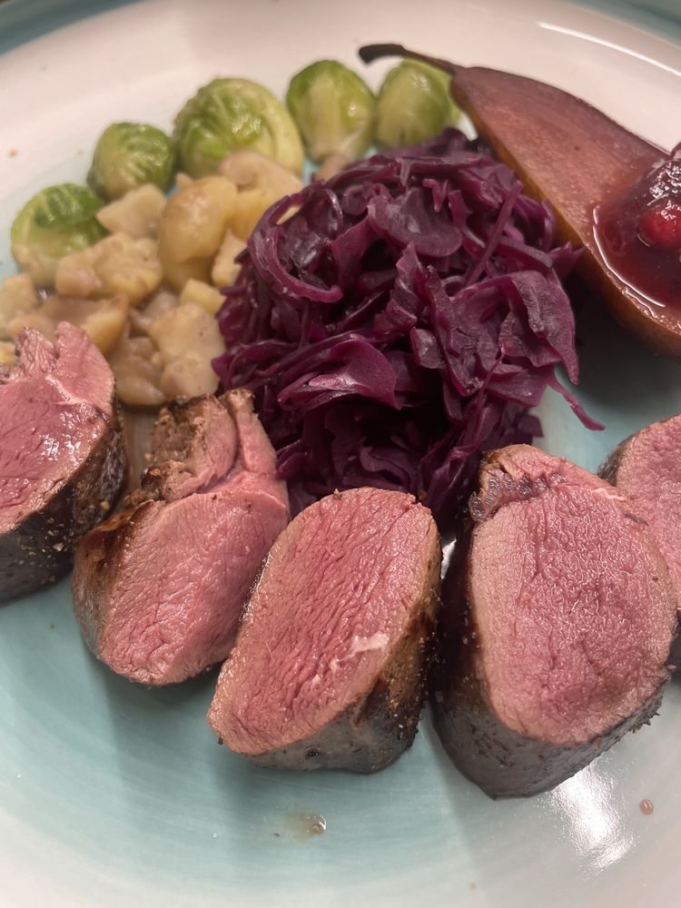 LANDGASTHOF FROHSINN - Updated June 2024 - 27 Photos - Zürcherstrasse ...