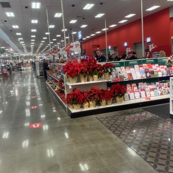 TARGET - Updated February 2025 - 448 Photos & 116 Reviews - 325 N ...