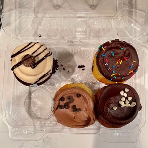 SWEET MANDY B’S - 1063 Photos & 1752 Reviews - 1208 W Webster Ave ...