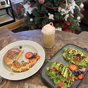 ROOSTERS COFFEEHOUSE - Updated August 2025 - 168 Photos & 66 Reviews ...