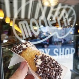 MODERN PASTRY SHOP - 3276 Photos & 2496 Reviews - 257 Hanover St ...
