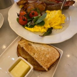 THE GEORGE - Updated December 2025 - 681 Photos & 247 Reviews - 411 ...