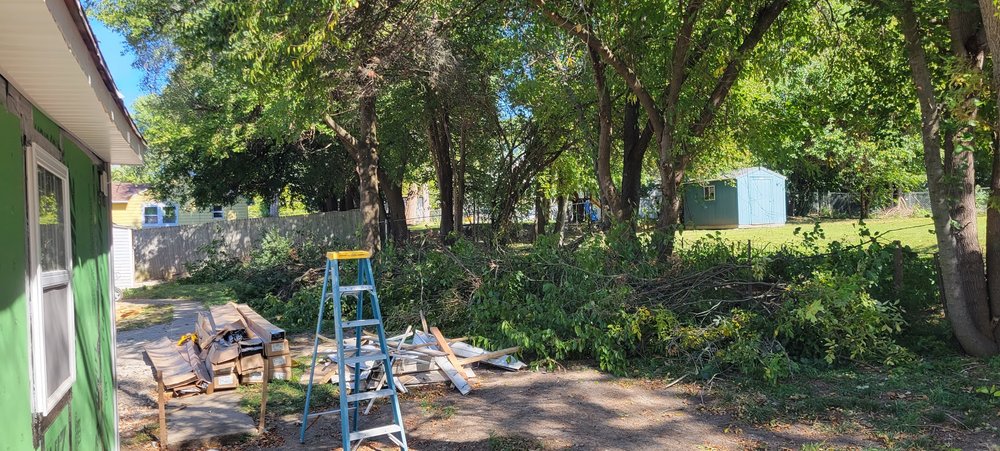 THOMAS HANDYMAN - Updated April 2026 - 1300 NE 56th St, Pleasant Hill ...