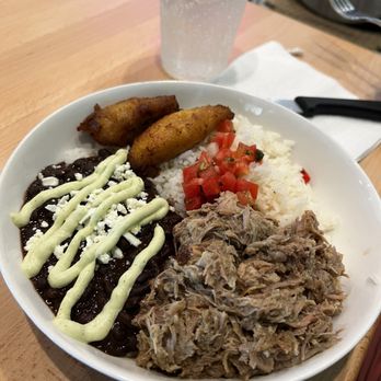 BILIA EATERY & COFFEE - Updated July 2024 - 480 Photos & 299 Reviews ...