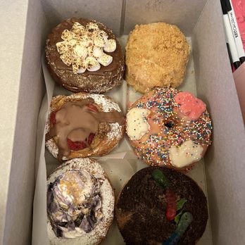 FRIENDLY DONUTS - Updated June 2025 - 3200 Photos & 1678 Reviews - 4442 ...