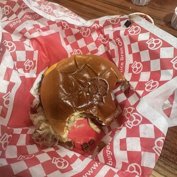 TOXIC BURGER - Updated October 2025 - 40 Photos & 61 Reviews - 285 E ...