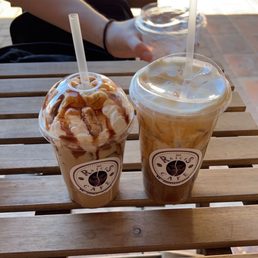 MIS RAICES CAFÉ - Updated July 2024 - 90 Photos & 61 Reviews - 1325 ...