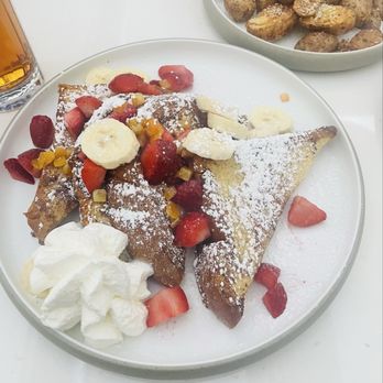 COMO POOLSIDE CAFÉ & BAR - TEMP. CLOSED - Updated December 2025 - 65 ...