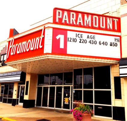 CLASSIC CINEMAS PARAMOUNT THEATRE - Updated August 2025 - 25 Reviews ...