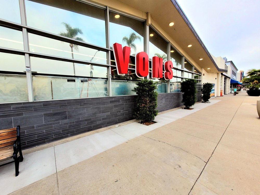 VONS - Updated July 2025 - 111 Photos & 101 Reviews - 868 Orange Ave ...