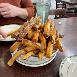 FAMOUS 4TH STREET DELICATESSEN - 977 Photos & 629 Reviews - Delis - 700 ...