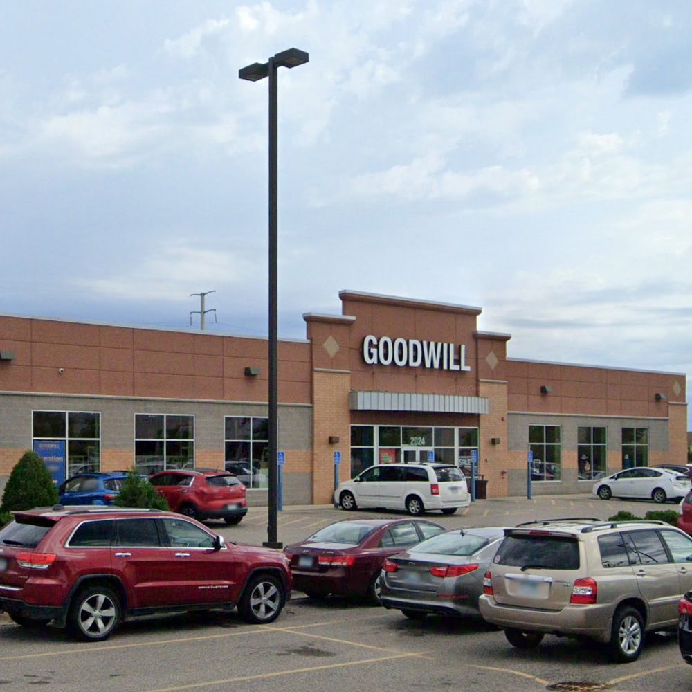 Best Thrift Stores near Goodwill - Mankato in Mankato, MN - Yelp