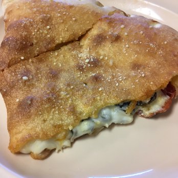 QUEEN’S PIZZA & SUBS - Updated May 2026 - 17 Photos & 22 Reviews - 144 ...