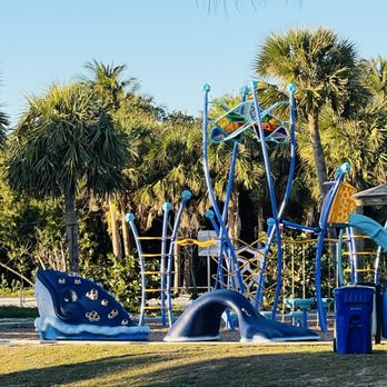 ROUND ISLAND BEACH PARK - Updated January 2026 - 61 Photos & 15 Reviews ...