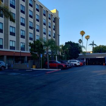 HOLIDAY INN EXPRESS LOS ANGELES - LAX AIRPORT - Updated December 2025 ...