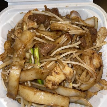 NEW MOON RESTAURANT - Updated July 2024 - 476 Photos & 206 Reviews ...