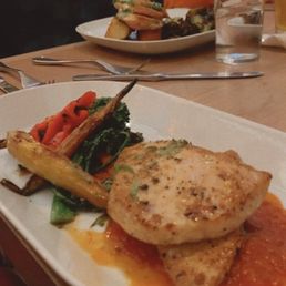 TOWN HALL - Updated April 2025 - 1401 Photos & 403 Reviews - 2012 San ...