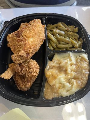 SOUTHERN GRACE EATS - 28 Photos & 15 Reviews - 3751 Montgomery Rd ...