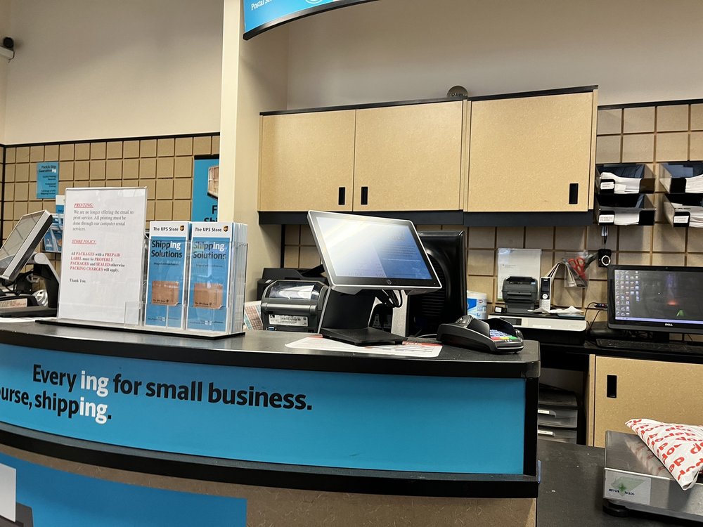THE UPS STORE - 14 Photos & 35 Reviews - 217 Centre St, New York, New ...