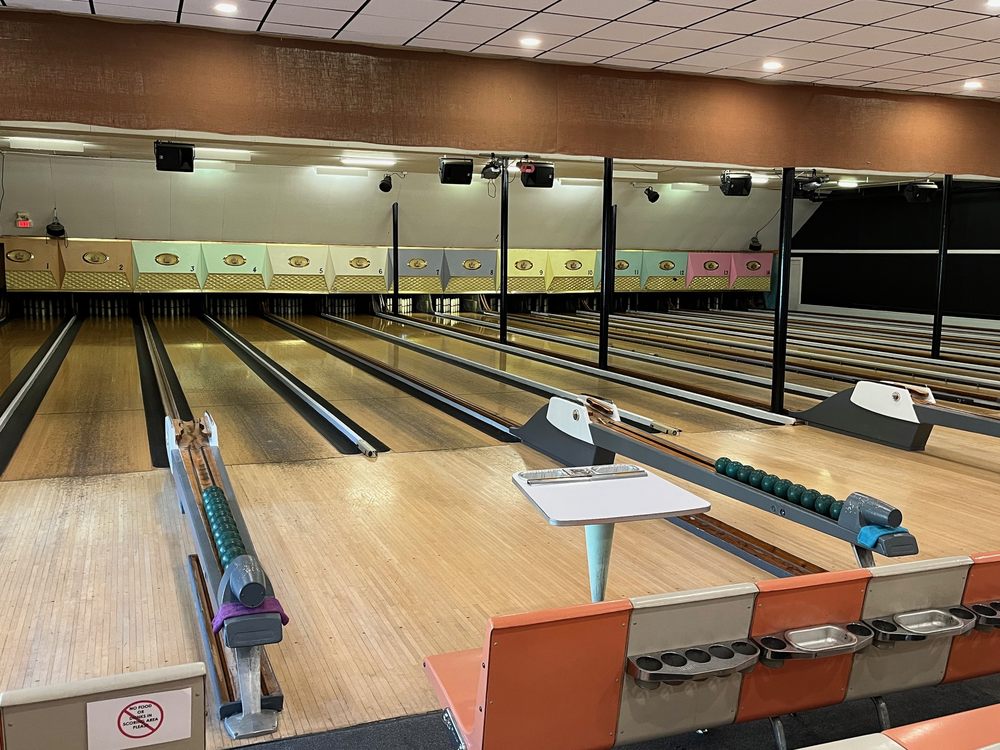 GARDNER CANDLEPIN BOWLING - Updated December 2025 - 123 Main St ...