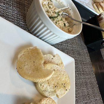 FIN & TONIC - 398 Photos & 174 Reviews - 1301 Bridgeport Way, Suffolk ...