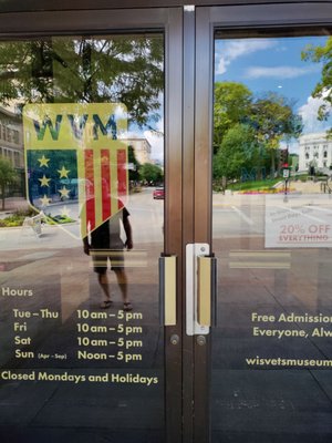 WISCONSIN VETERANS MUSEUM - Updated March 2025 - 93 Photos & 32 Reviews ...