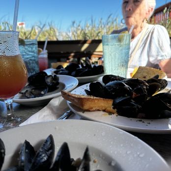 SHUCKERS - 478 Photos & 508 Reviews - 9800 S Ocean Dr, Jensen Beach ...