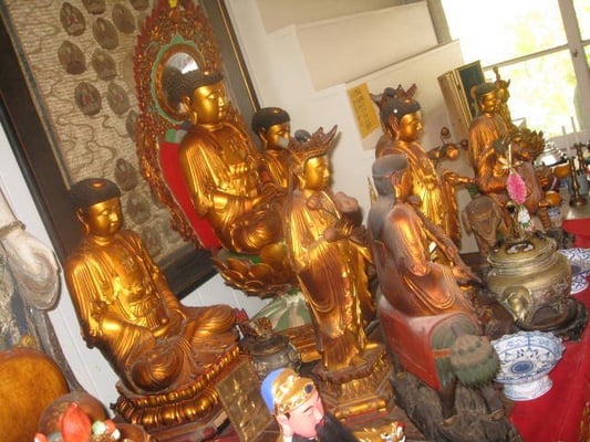 MONG WON TAN TEMPLE - Updated July 2025 - 50 Photos - 2625 Gardenia St ...