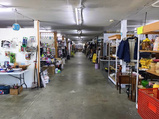 HANOVER FLEA MARKET - Updated December 2025 - 11 Photos - 162 W ...