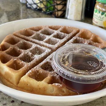 BUZZCATZ COFFEE & SWEETS - Updated July 2024 - 364 Photos & 242 Reviews ...