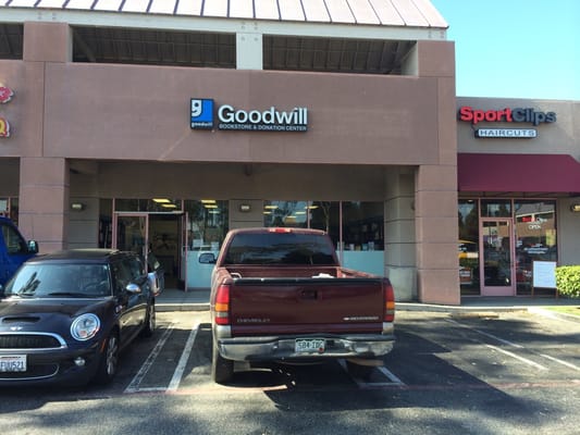GOODWILL SOCAL BOUTIQUE / DONATION CENTER - Updated October 2025 - 30 ...