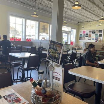 HIGHWAY INN - Updated October 2025 - 2323 Photos & 1013 Reviews - 94 ...