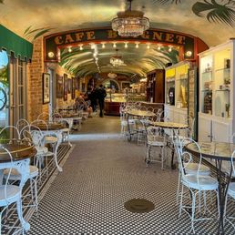 CAFE BEIGNET, ROYAL STREET - Updated May 2026 - 4246 Photos & 3499 ...