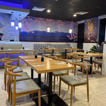 U-YEE SUSHI - Updated December 2025 - 95 Photos & 49 Reviews - 42031 ...